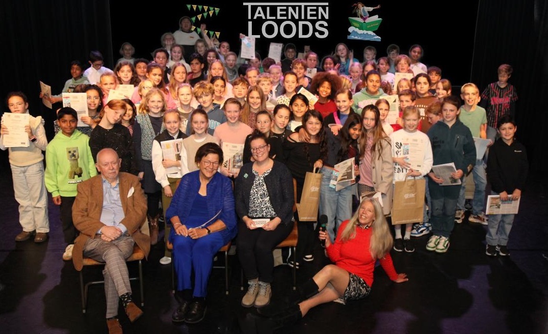 Laatste nieuws uit Leidschendam-Voorburg - Feestelijke prijsuitreiking Schrijfwedstrijd ...